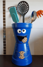 37 Cute and Creative Clay Pot People Crafts - I Luve It