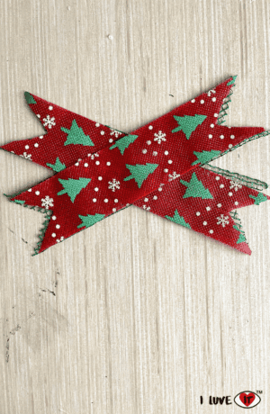 Easy To Make Dollar Tree DIY Happy Holidays Christmas Wreath - I Luve It